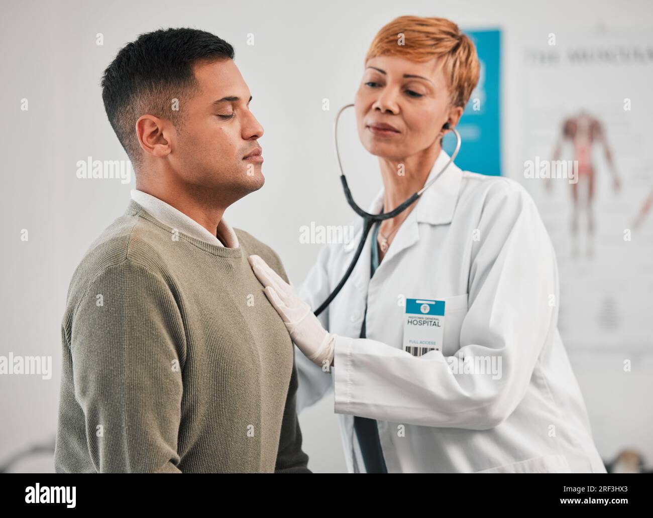 Checking for asthma hi-res stock photography and images - Alamy