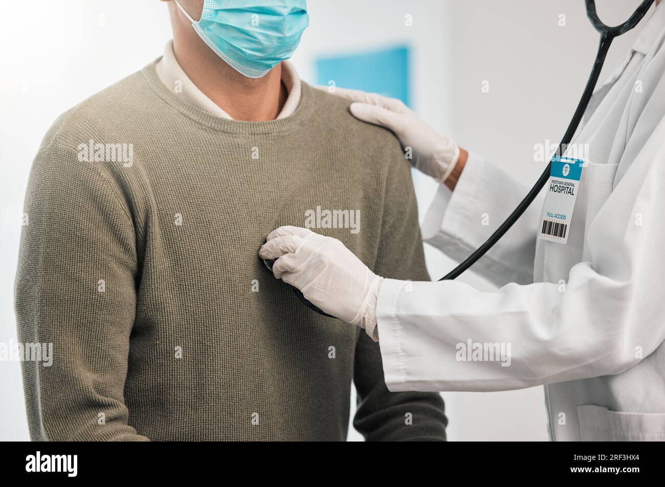 Checking for asthma hi-res stock photography and images - Alamy
