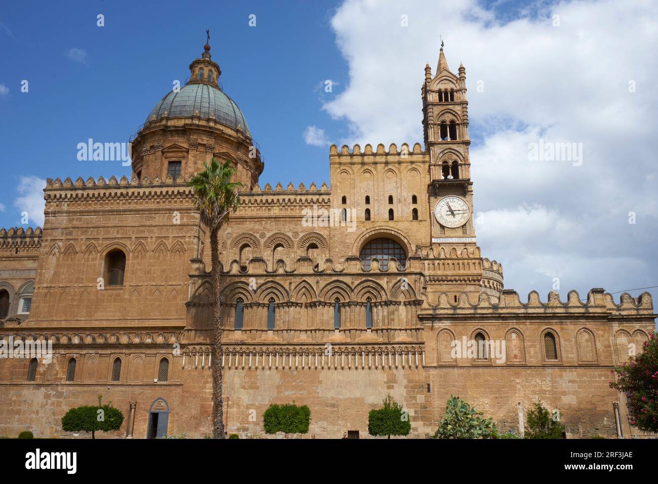 Clock tower palermo cathedral palermo hi-res stock photography and ...