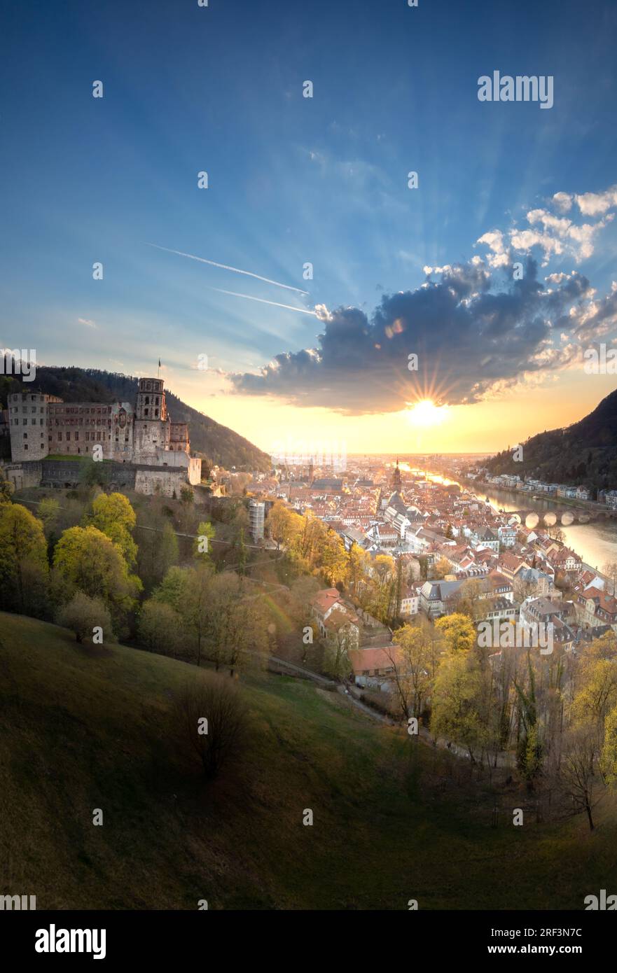 Aerial perspective images hi-res stock photography and images - Alamy
