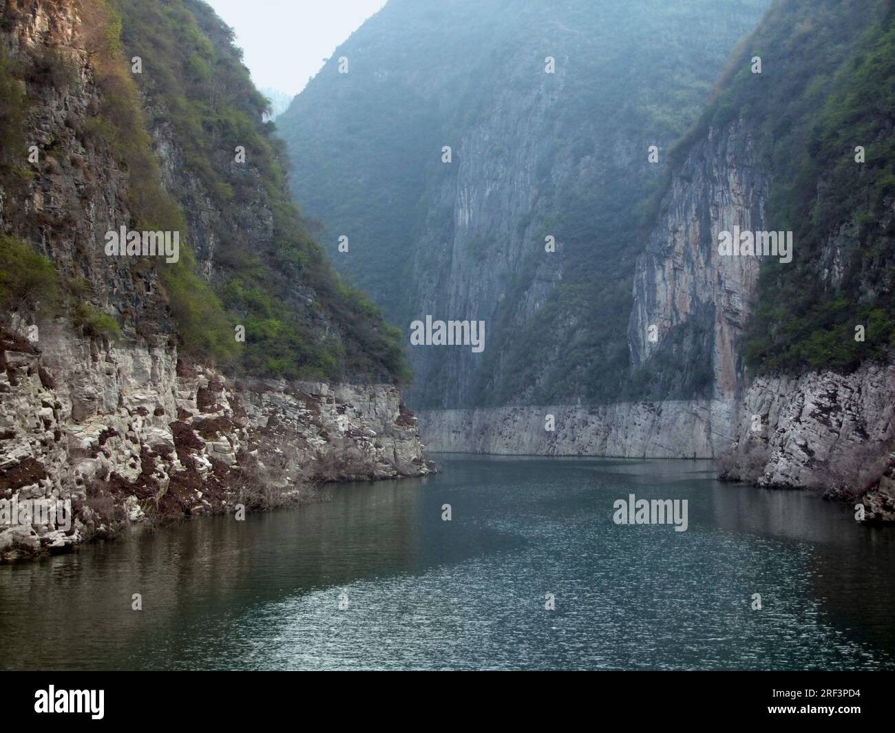 gorge scenery at River Shennong Xi in China Stock Photo - Alamy