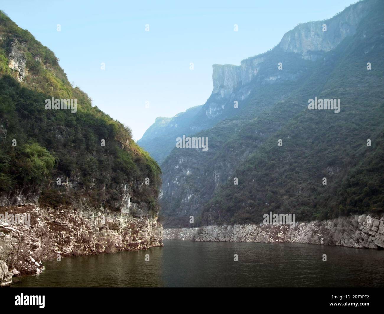gorge around River Shennong Xi in China Stock Photo - Alamy