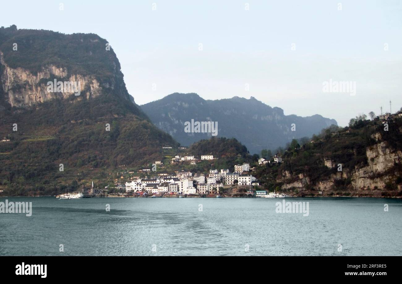 waterside scenery at the Yangtze River in China Stock Photo - Alamy