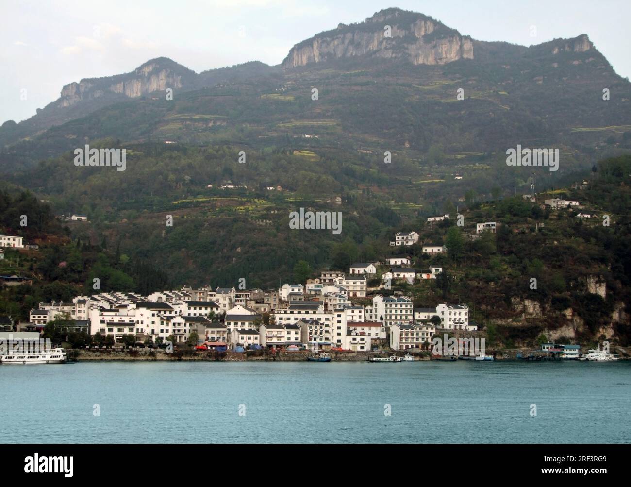 scenery along the Yangtze River in China Stock Photo - Alamy