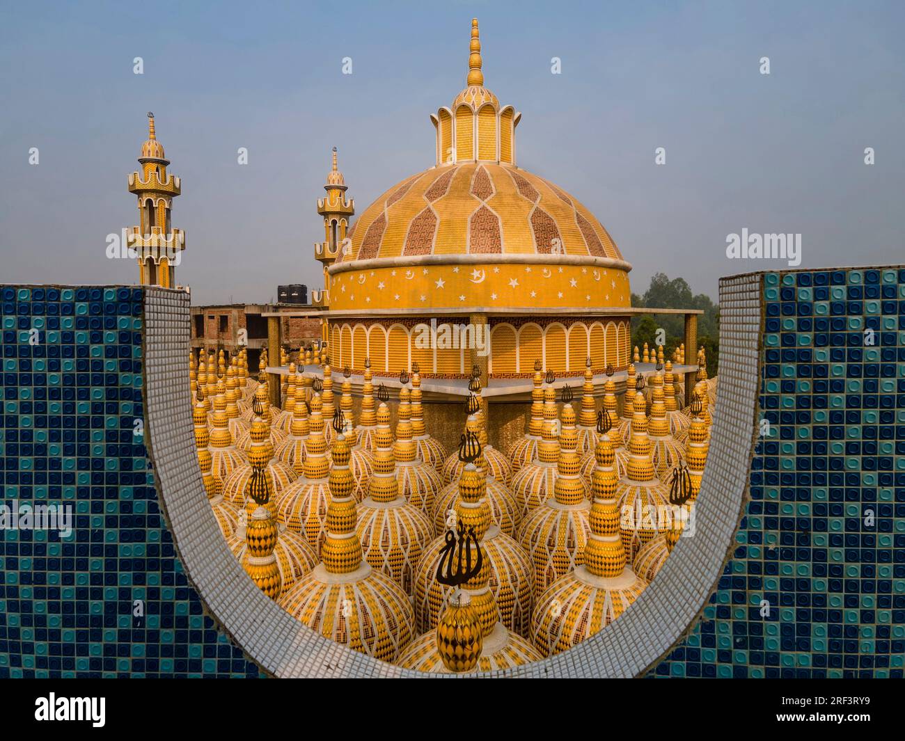 Historal mosque hi-res stock photography and images - Alamy