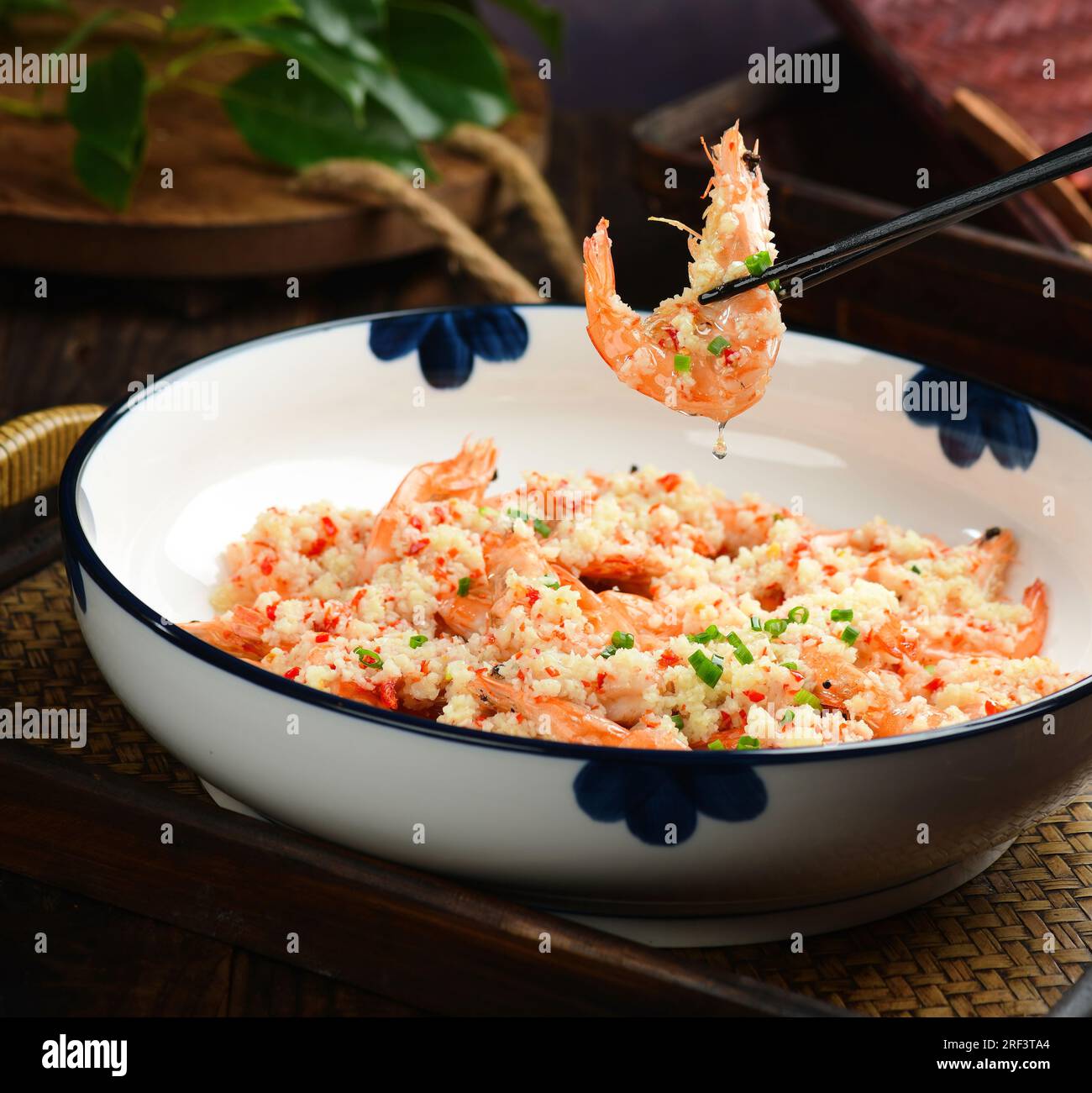 Steamed Shrimp with Minced Garlic Stock Photo - Alamy