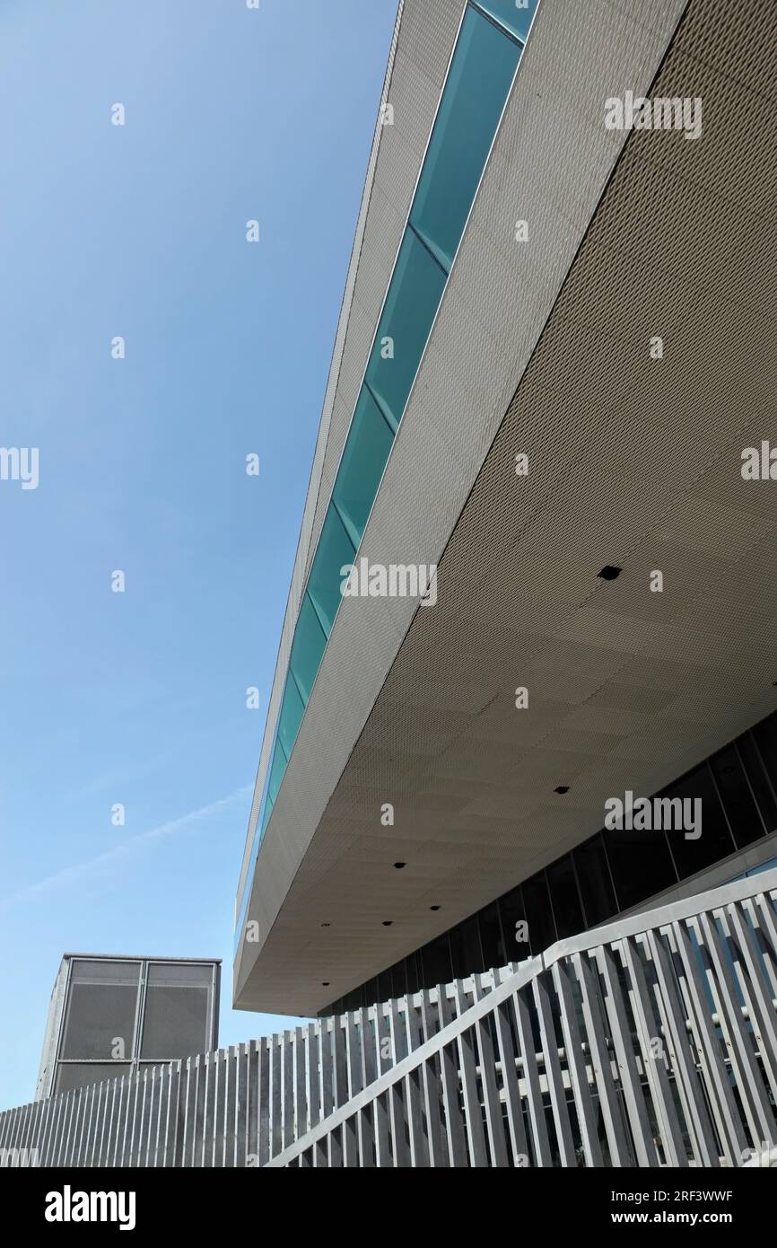 Dokk 1 public library and cultural centre designed by Schmidt Hammer ...