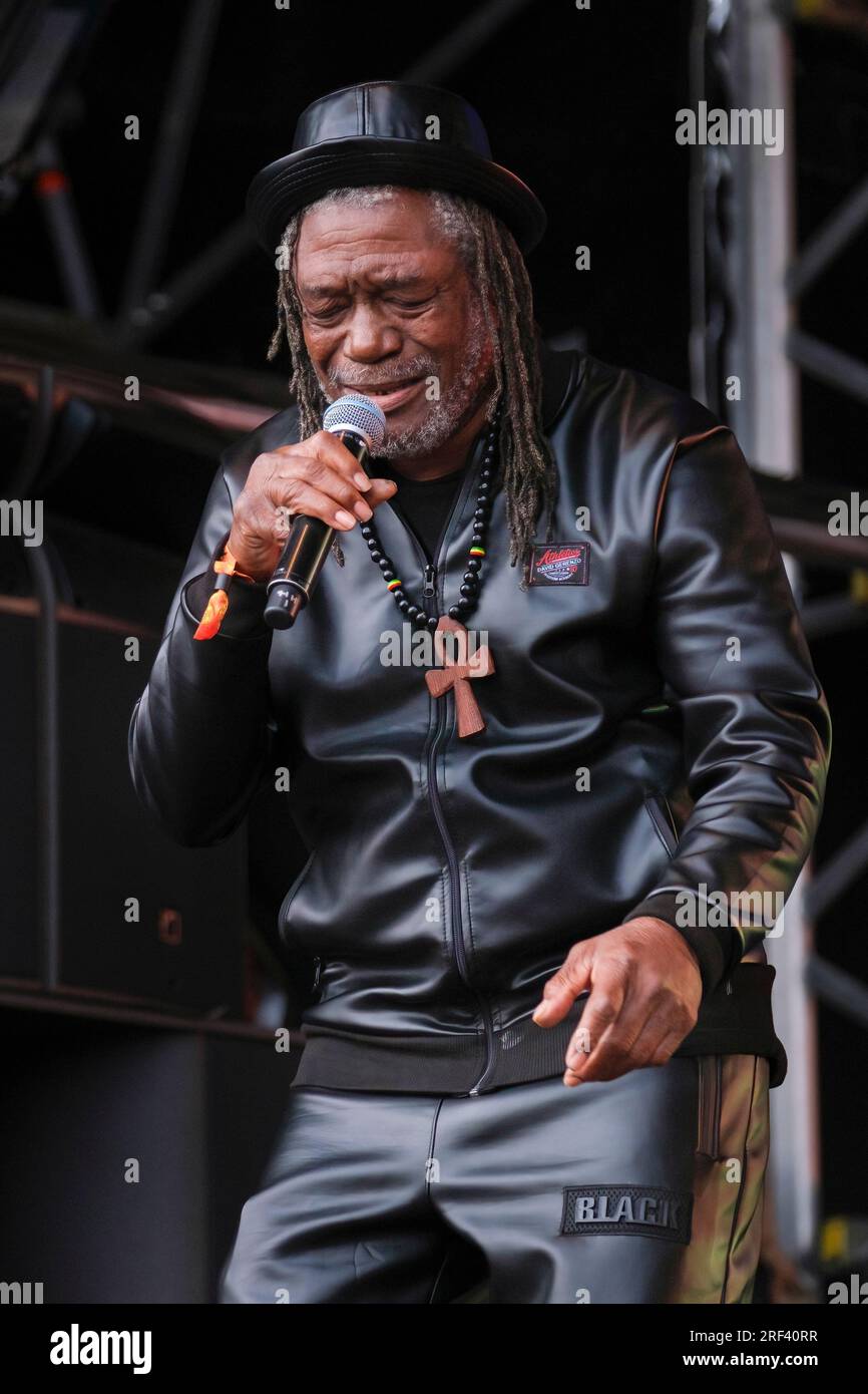 Horace hinds hi-res stock photography and images - Alamy