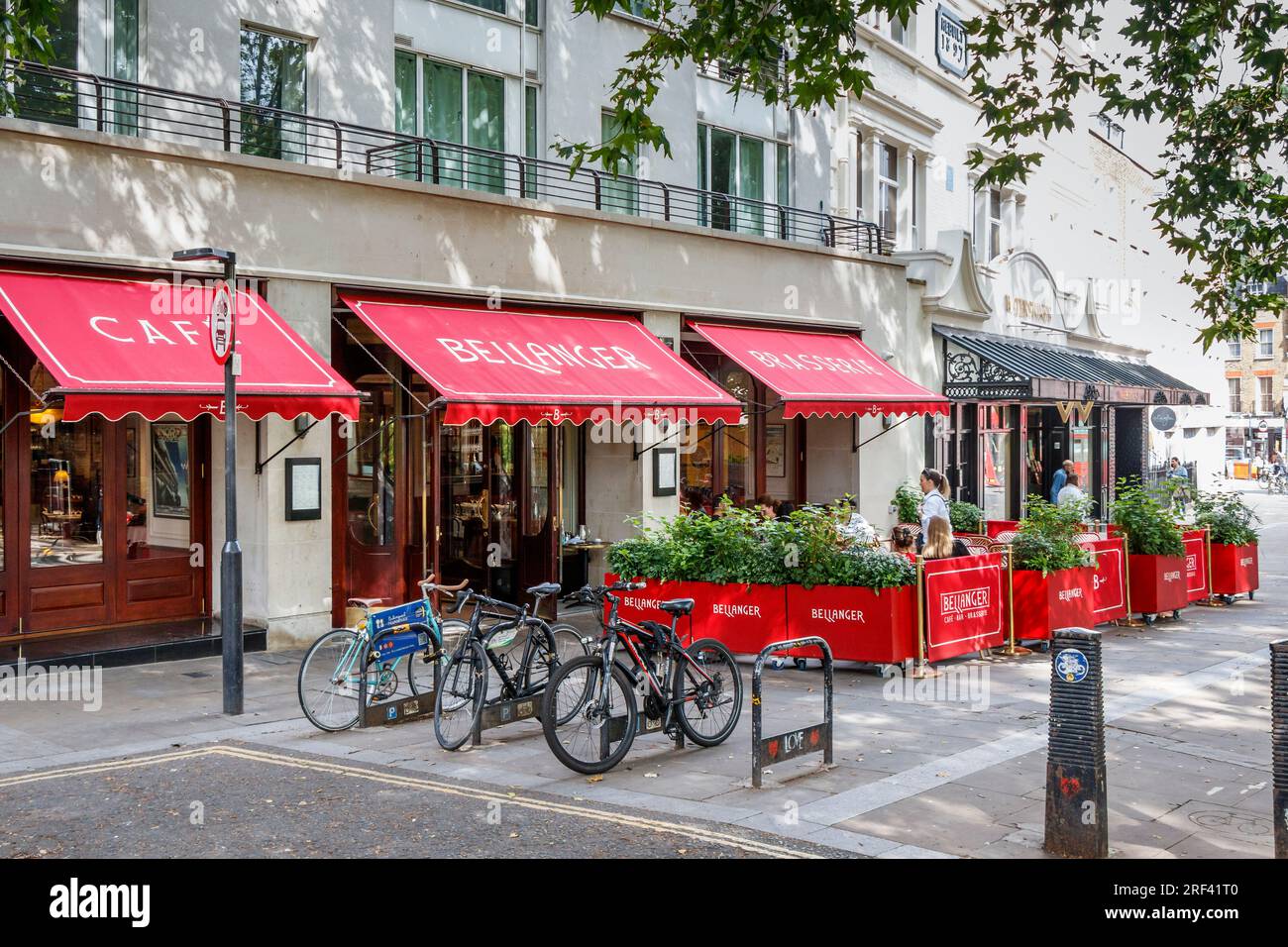 Cafe Bellanger, a brasserie on the pedestrianised area of Islington ...