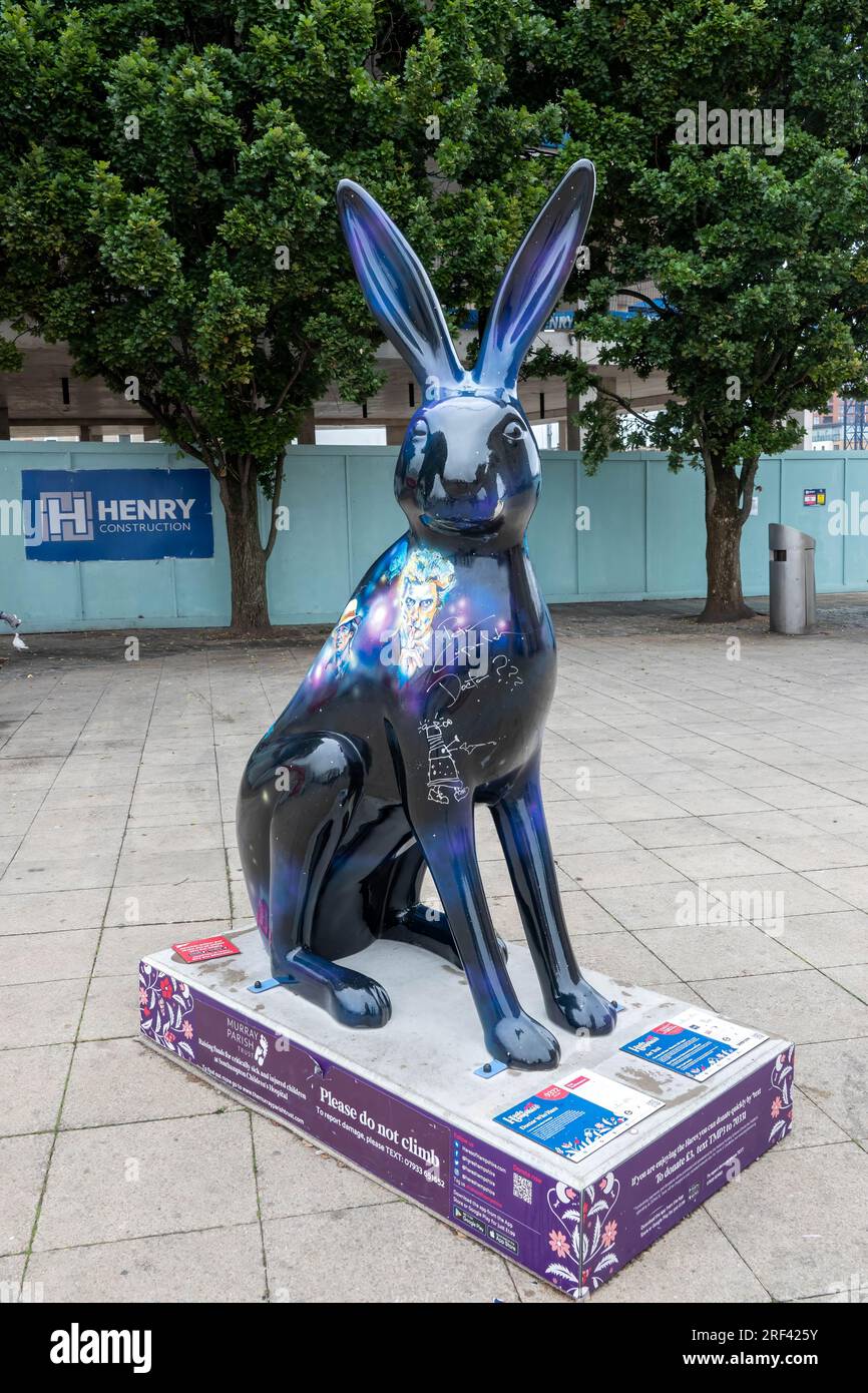 Doctor who hare hi-res stock photography and images - Alamy