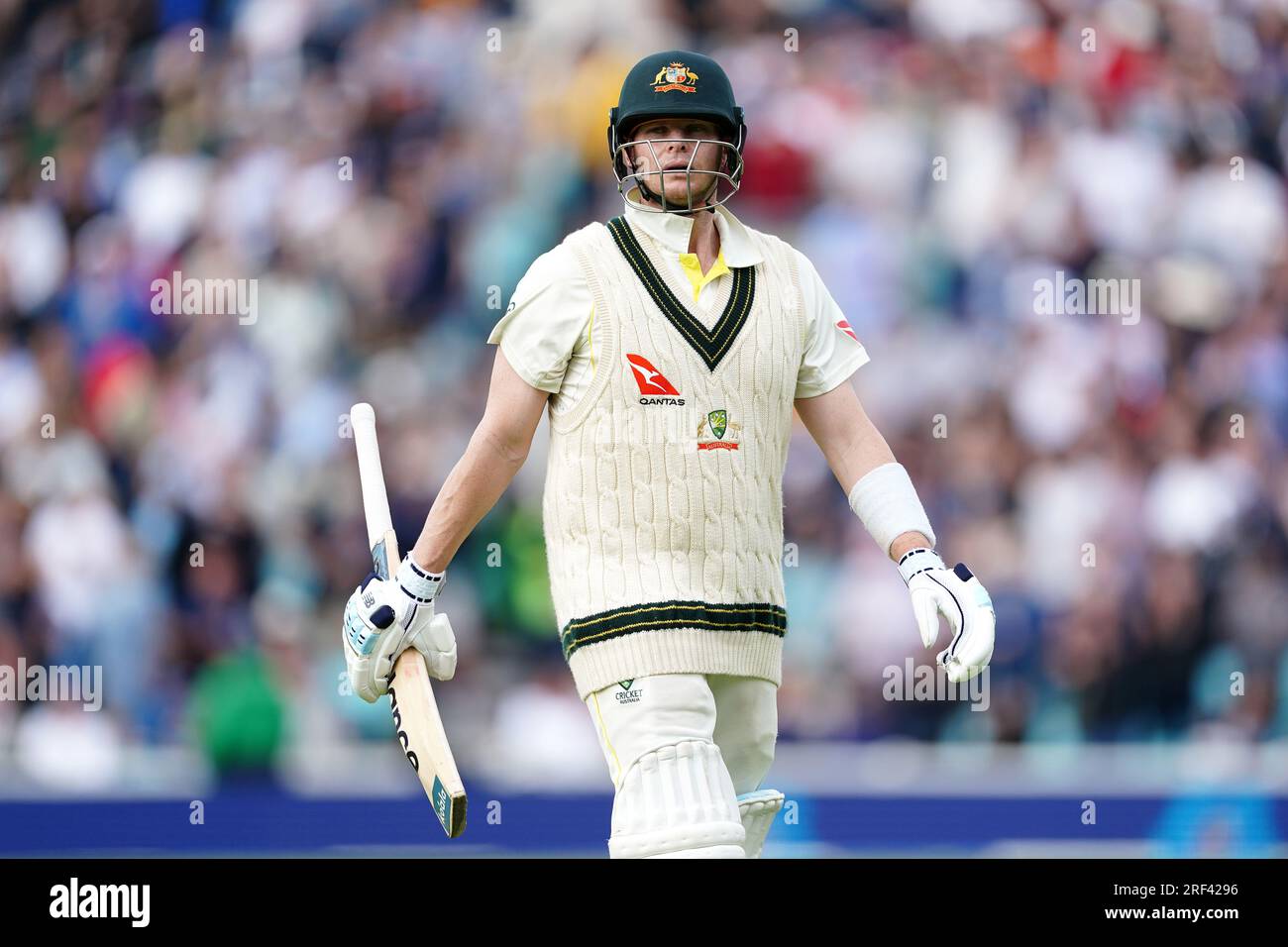 Cricket crawley smith hi-res stock photography and images - Alamy