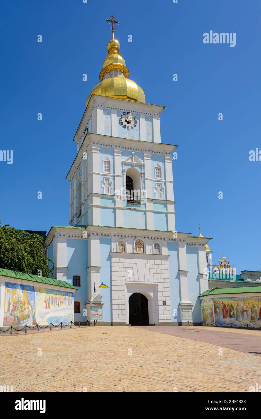 St. Michaels golden-domed monastery in Kiev Stock Photo - Alamy