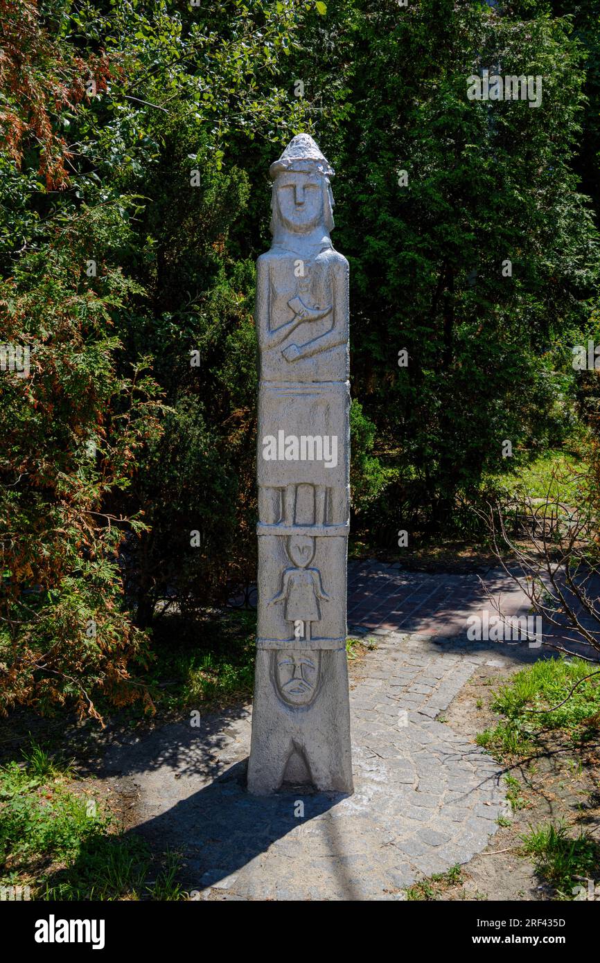 Stone Slavic pagan idol in the center of Kyiv Stock Photo - Alamy
