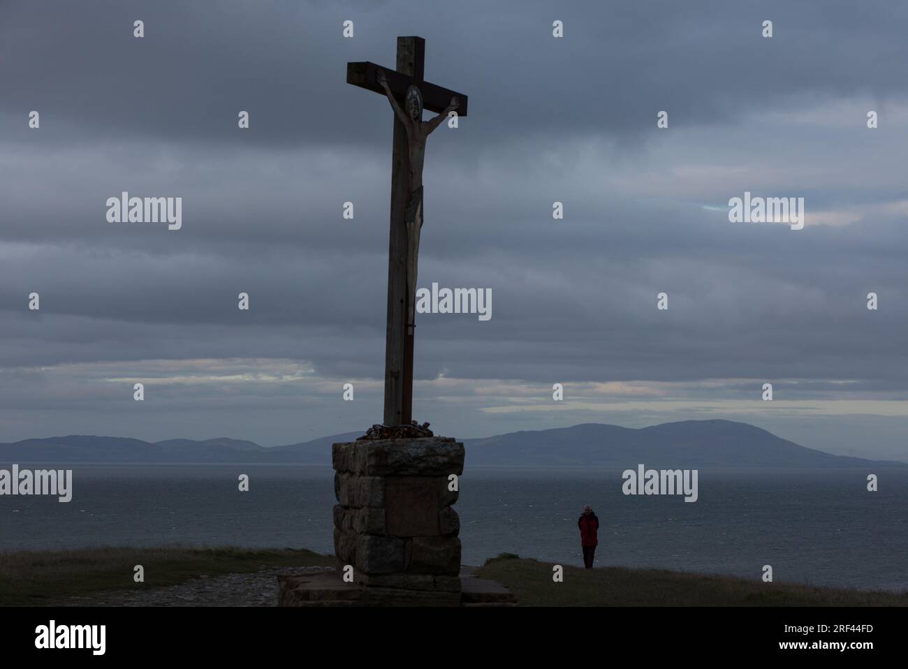 Bob Richardson (77-yrs old, former steelworker), and view of the town ...