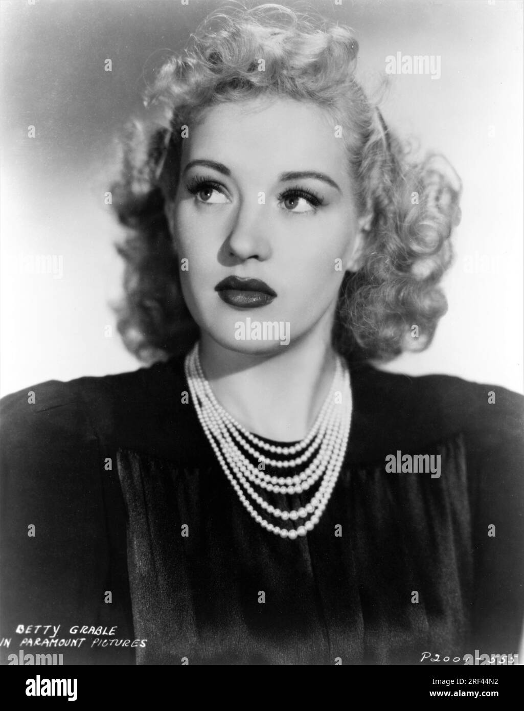 BETTY GRABLE 1939 Portrait publicity for Paramount Pictures Stock Photo ...