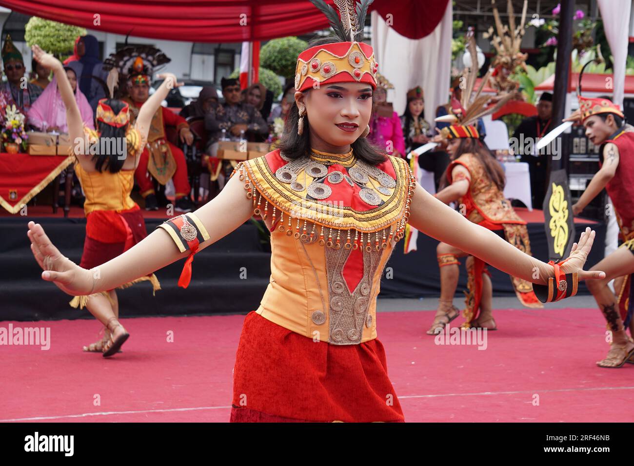 Tari ruai hi-res stock photography and images - Alamy