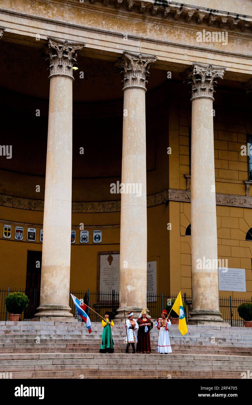 Veronese neoclassical architecture hi-res stock photography and images ...