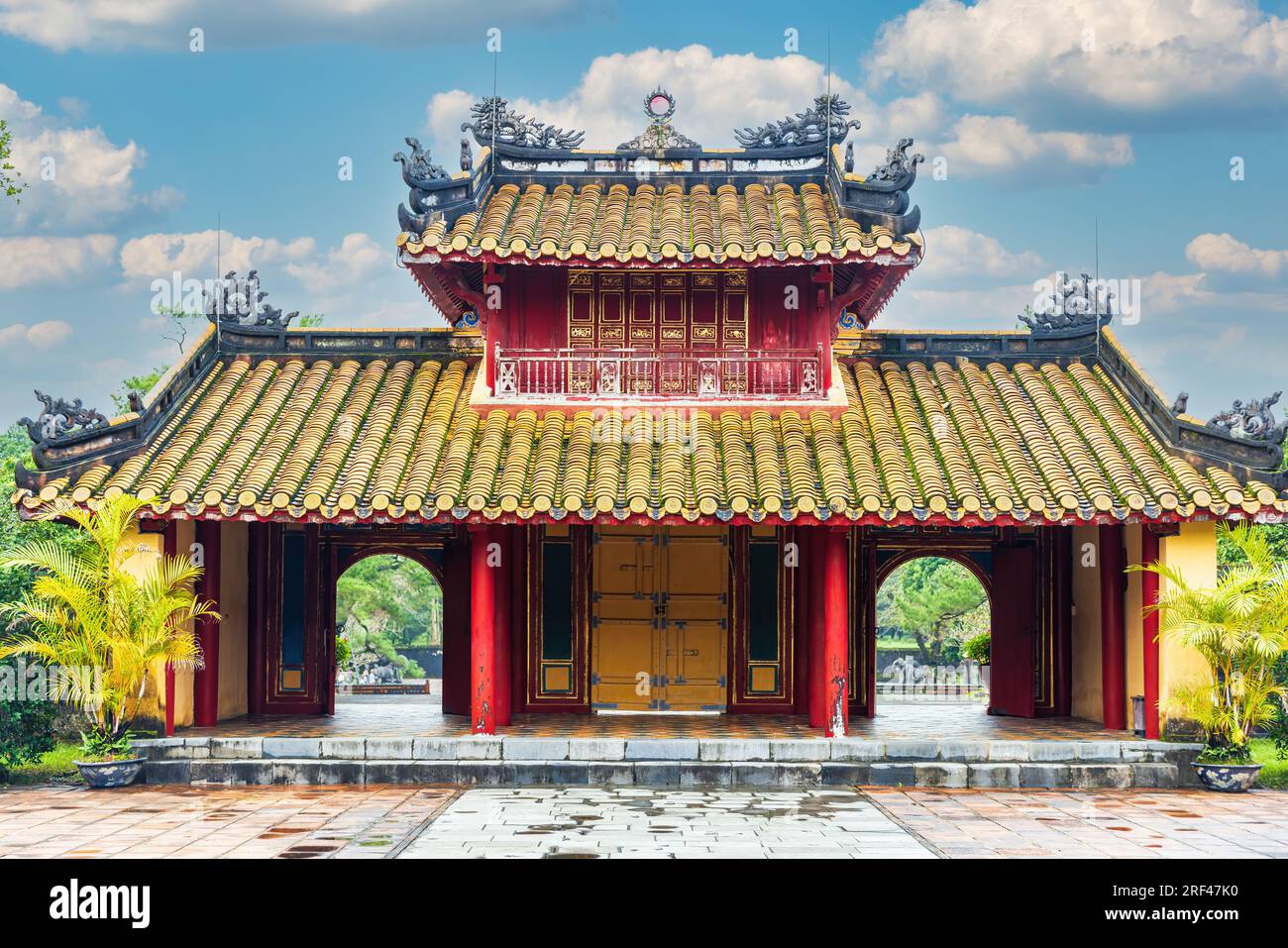 Imperial Royal Palace of Nguyen dynasty in Hue, VIETNAM Stock Photo - Alamy