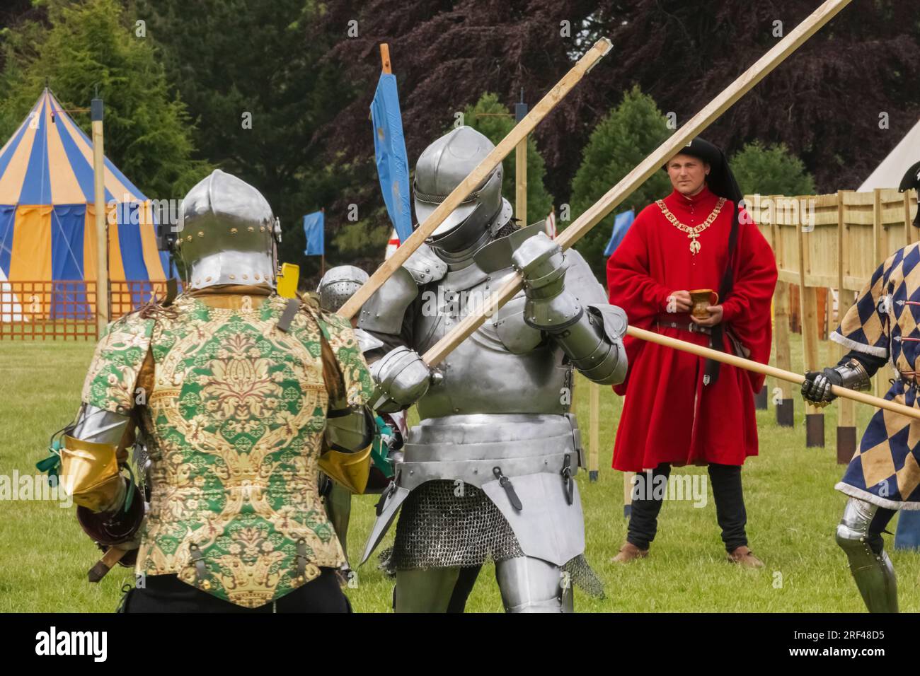 England, Kent, Maidstone, Leeds, Leeds Castle, Medieval Festival, Foot ...