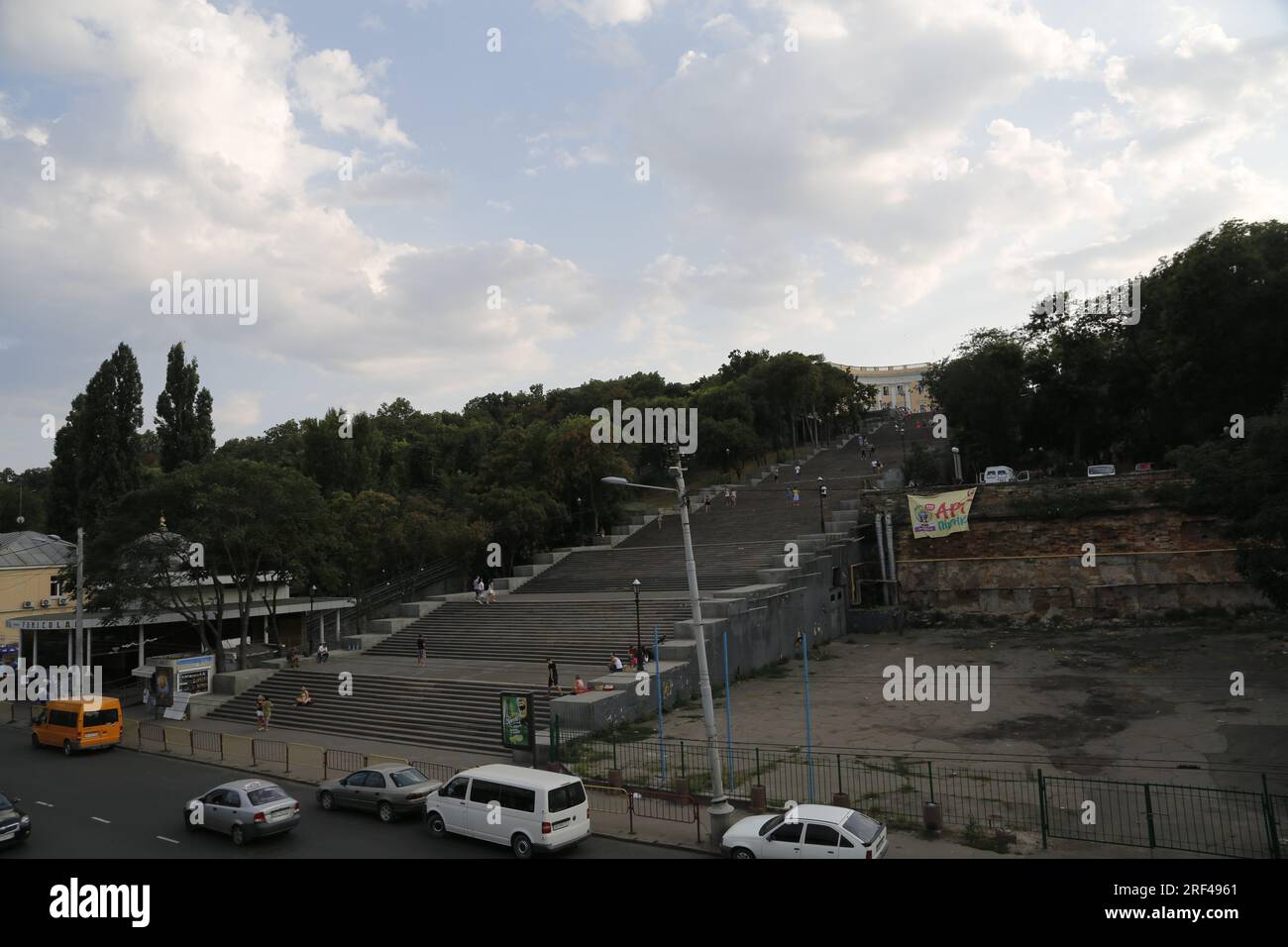 Side view on the famous, monumental Potemkin stairs in Odesa (Odessa ...