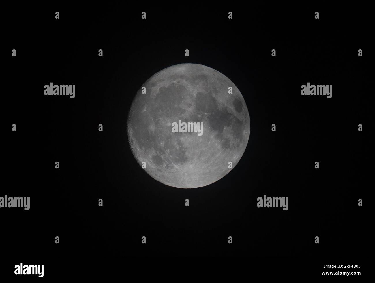 Homagama, Homagama, Sri Lanka. 31st July, 2023. A view of the moon on colombo sky on 31st July ...