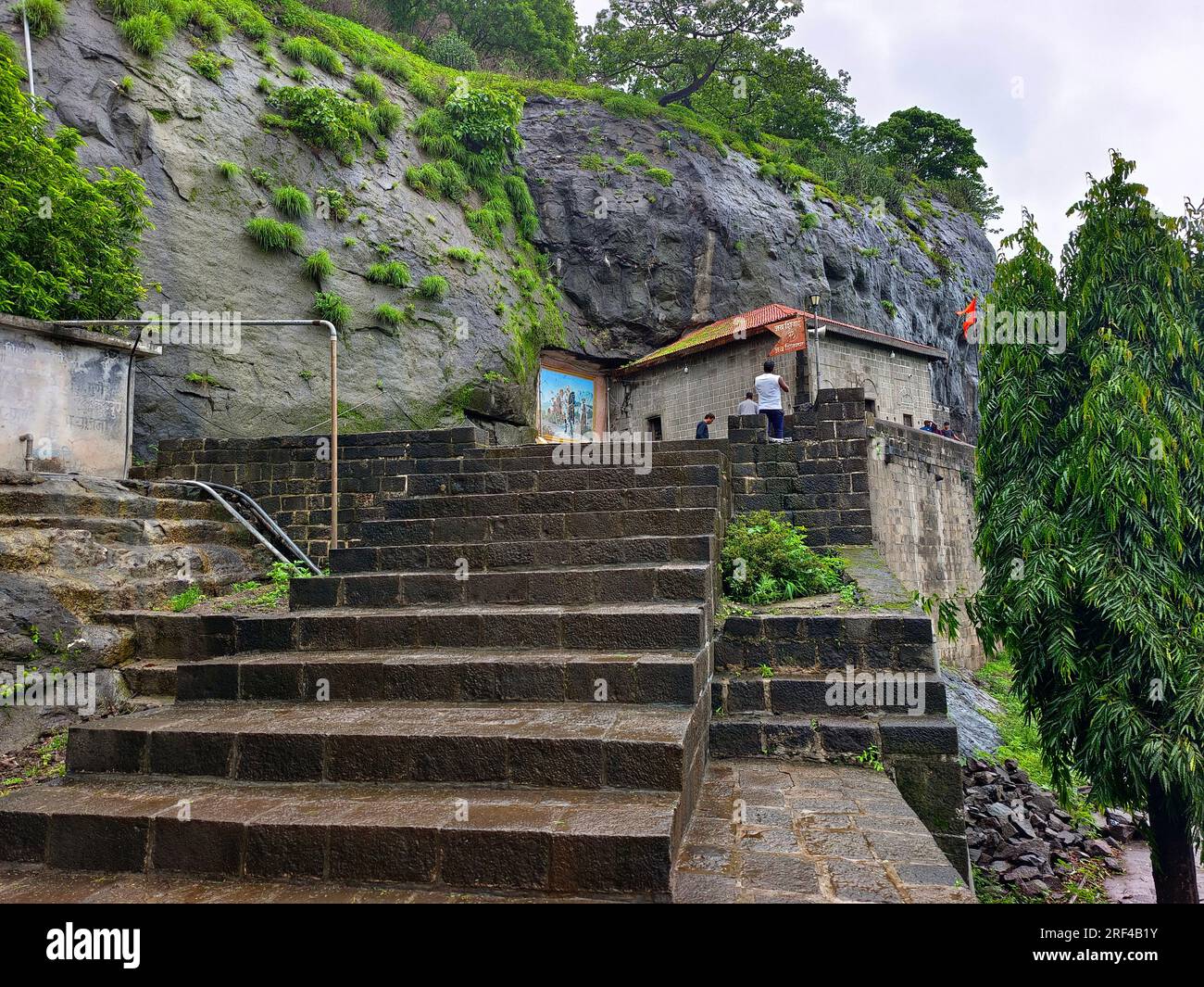 27 July 2023, Shivneri Fort is a 17th-century military fortification ...