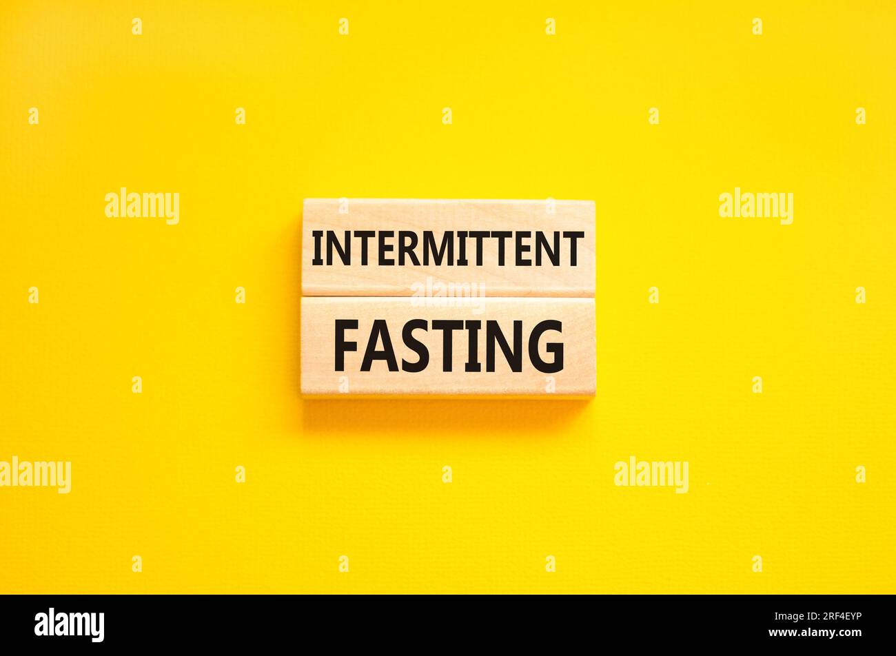 Intermittent fasting symbol. Concept words Intermittent fasting on ...