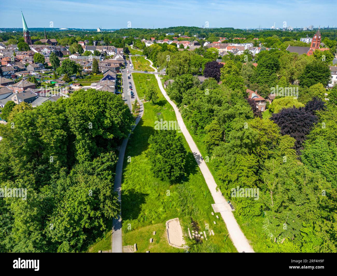 The Katernberger Bach, for over 40 years the stream was piped, 1.2 km ...