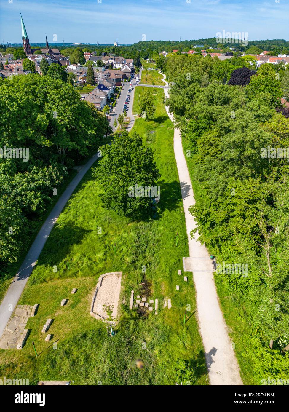 The Katernberger Bach, for over 40 years the stream was piped, 1.2 km ...