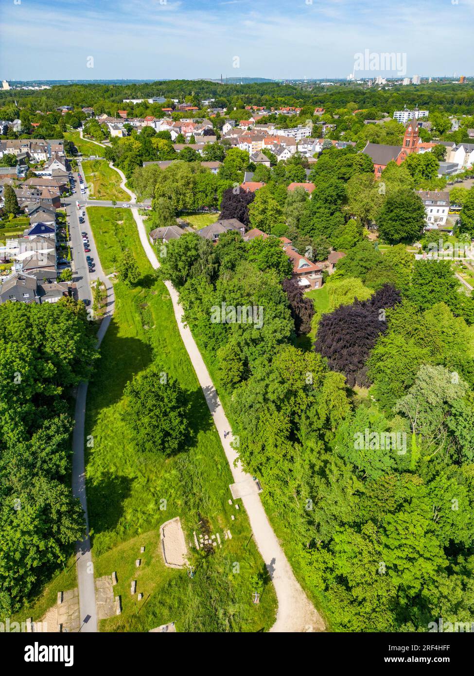 The Katernberger Bach, for over 40 years the stream was piped, 1.2 km ...