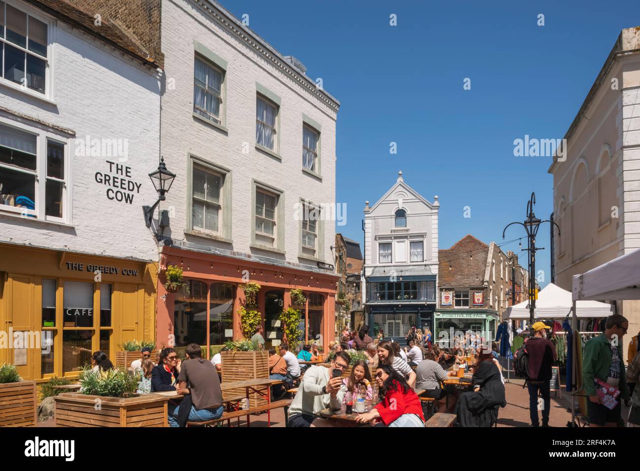 Ouutside hi-res stock photography and images - Alamy