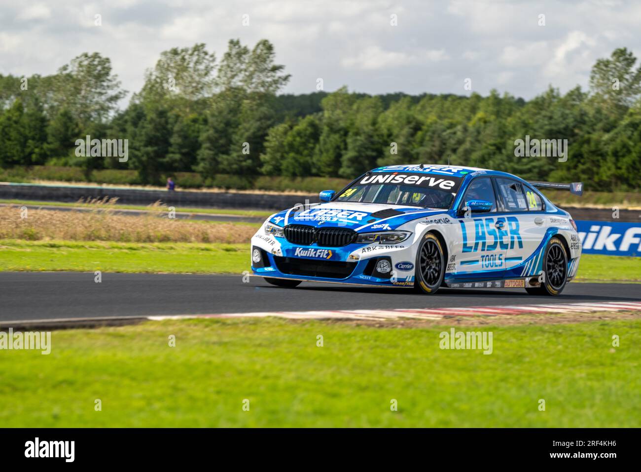 Qualifying during the British Touring Car Championship at Croft Circuit ...