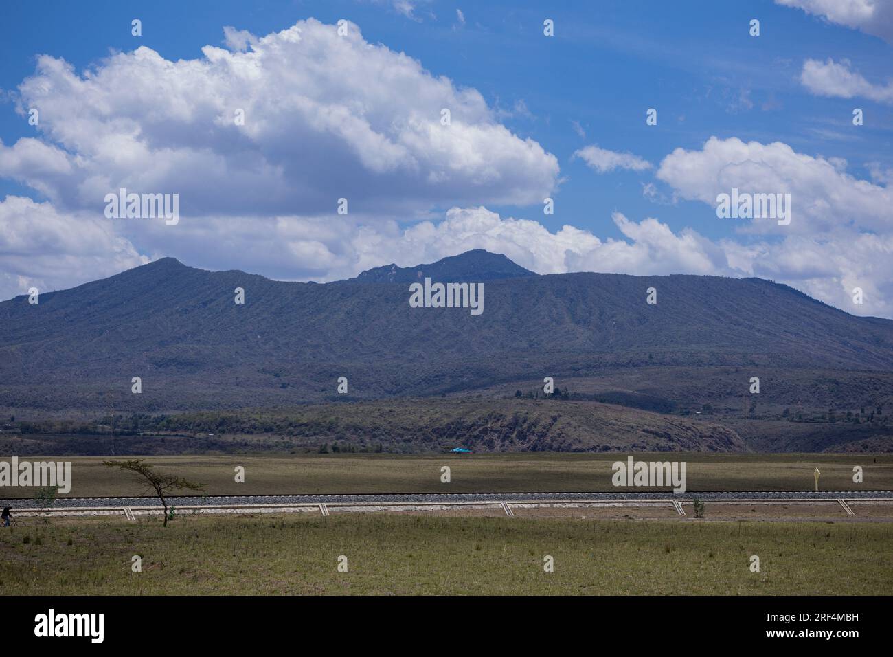 Mount Longonot is a stratovolcano located southeast of Lake Naivasha in ...