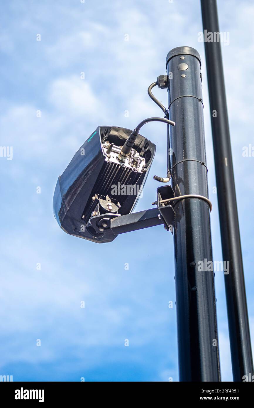 Chiswick flyover hi-res stock photography and images - Alamy