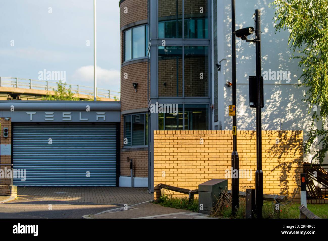 Chiswick flyover hi-res stock photography and images - Alamy