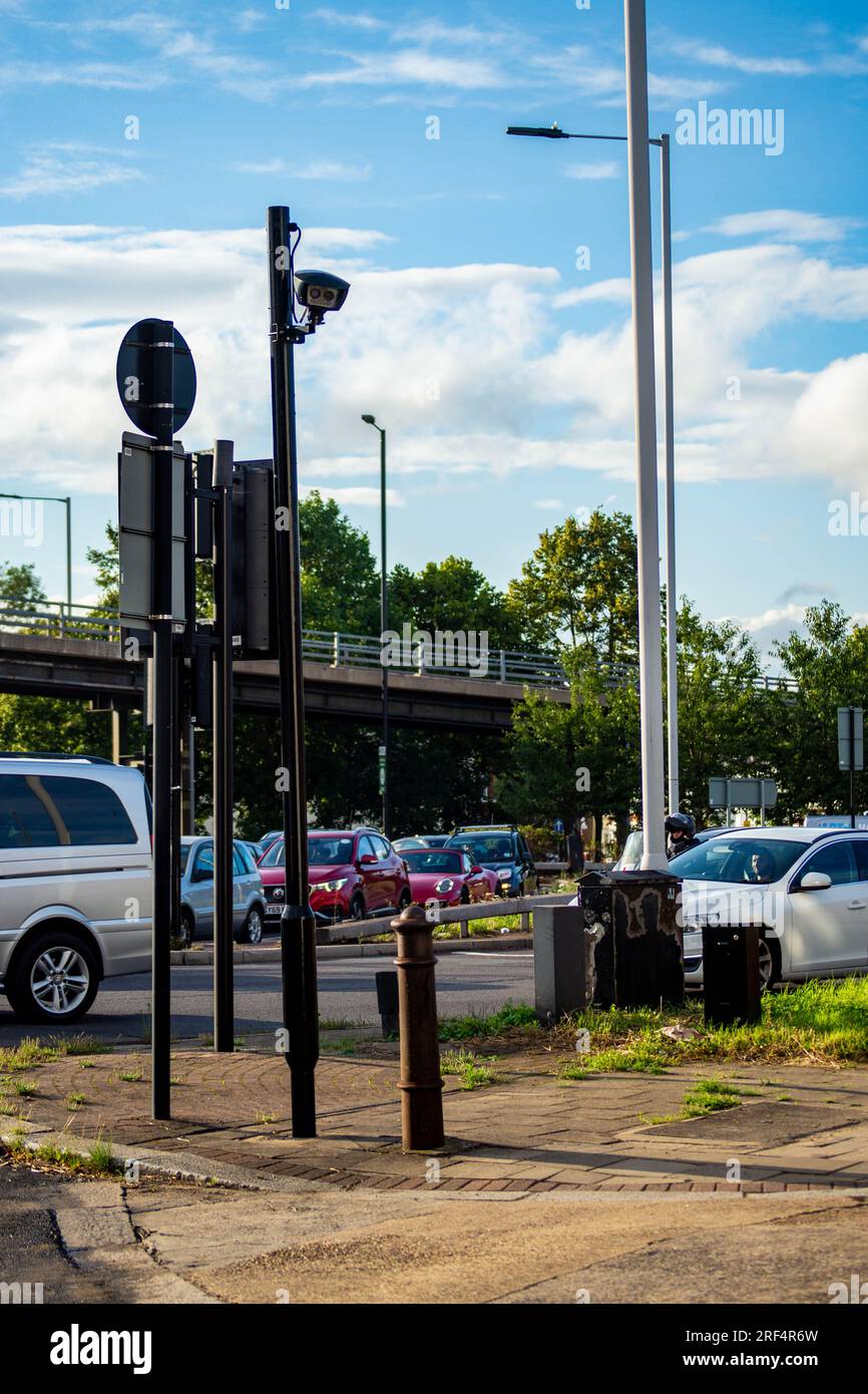 Chiswick flyover hi-res stock photography and images - Alamy