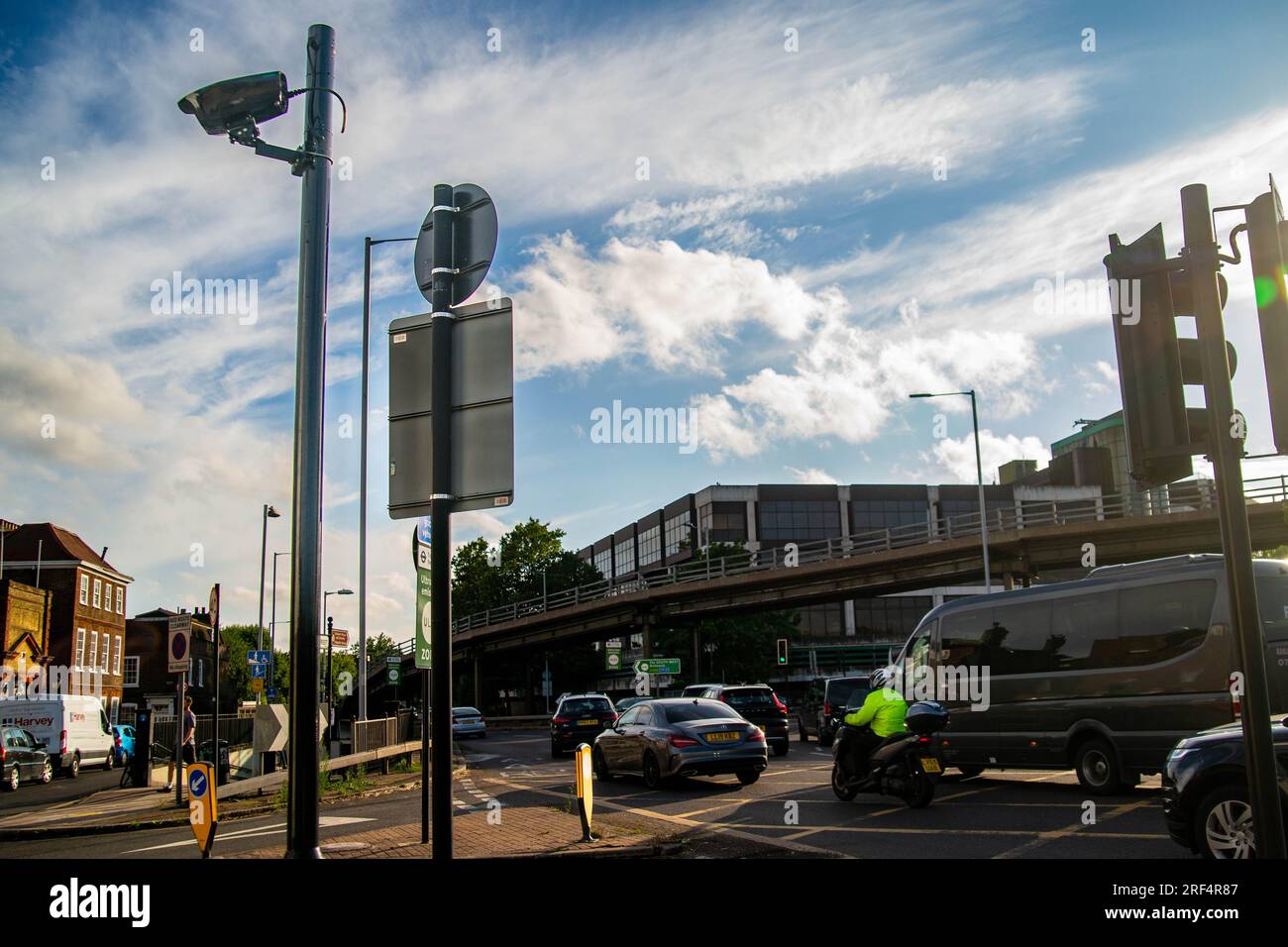 Lez ulez sign hi-res stock photography and images - Alamy