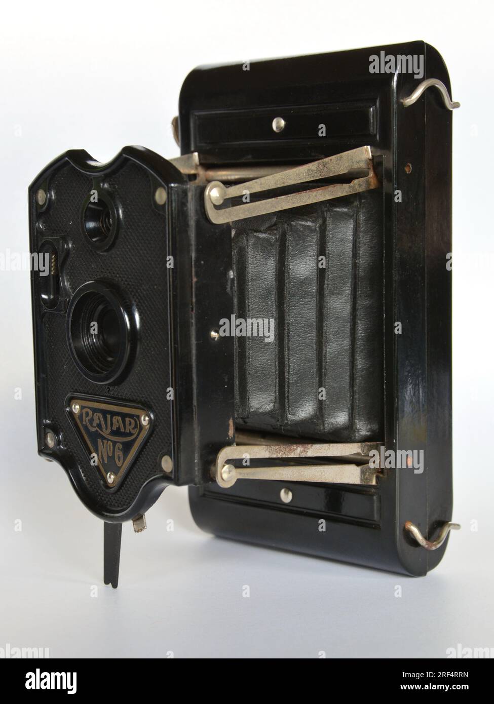 Yesterday's camera - Folding camera Rajar No. 6 Stock Photo - Alamy