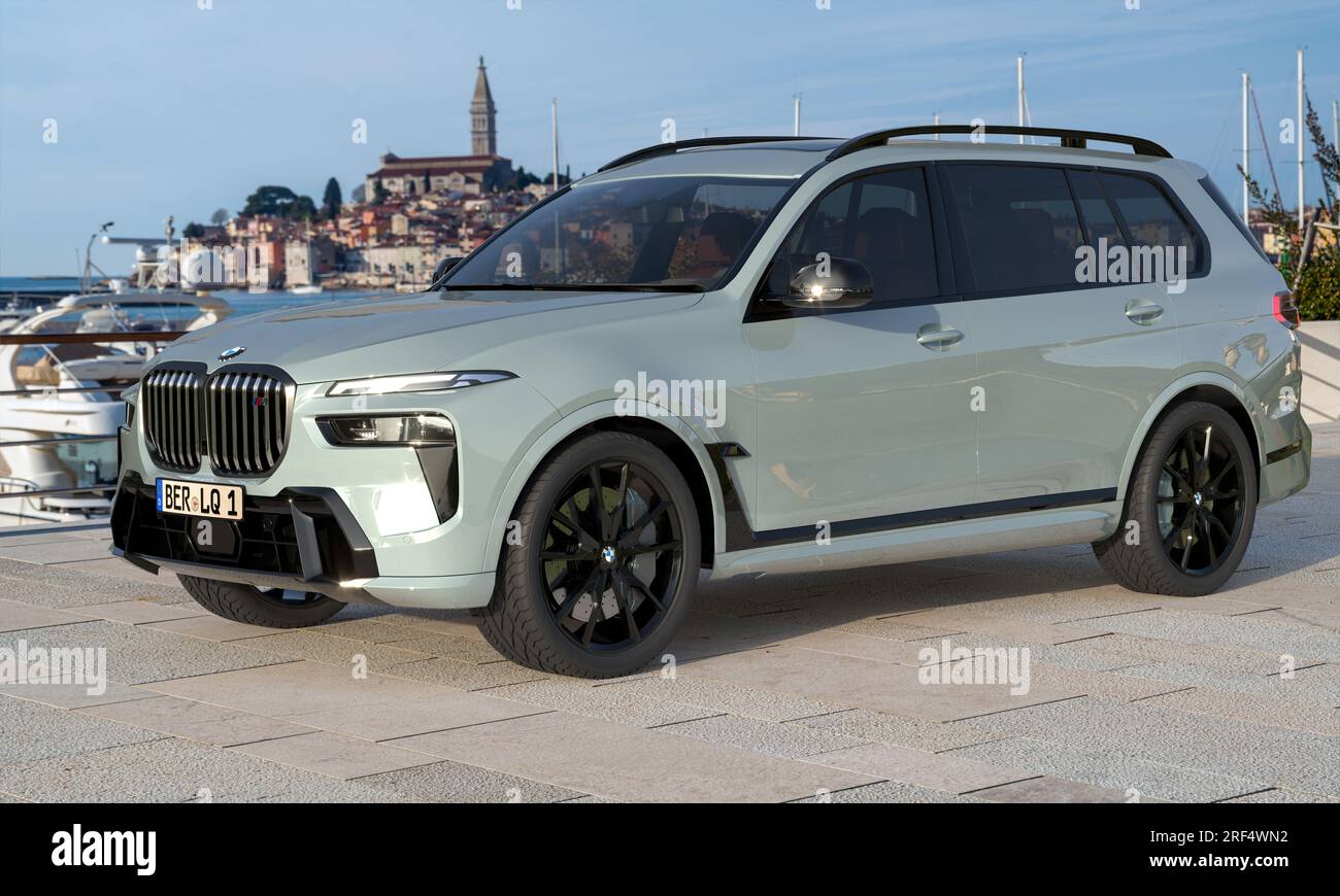 New Luxury BMW X7 facelift Stock Photo - Alamy