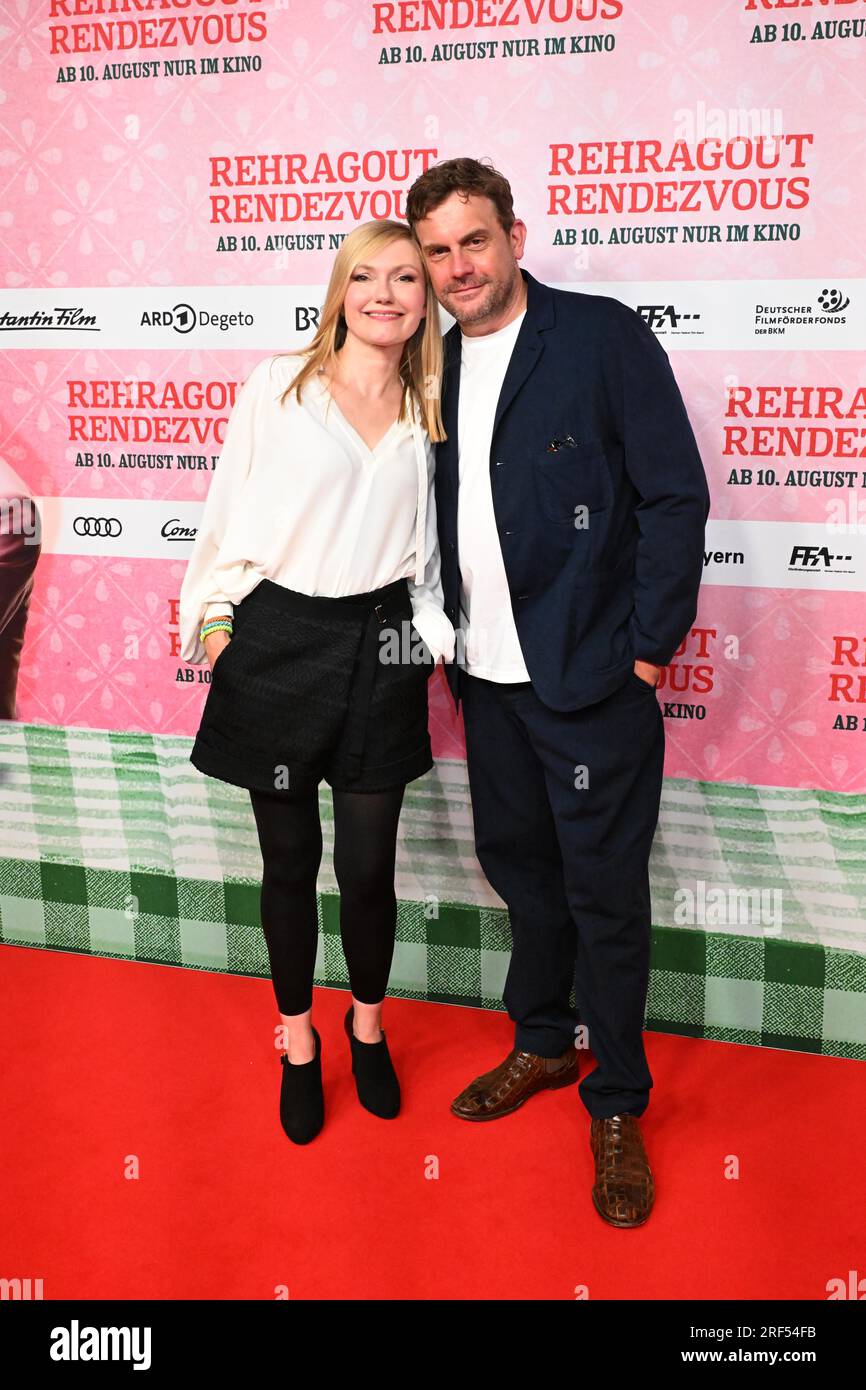 Munich, Germany. 31st July, 2023. Actor Sebastian Bezzel and his wife ...