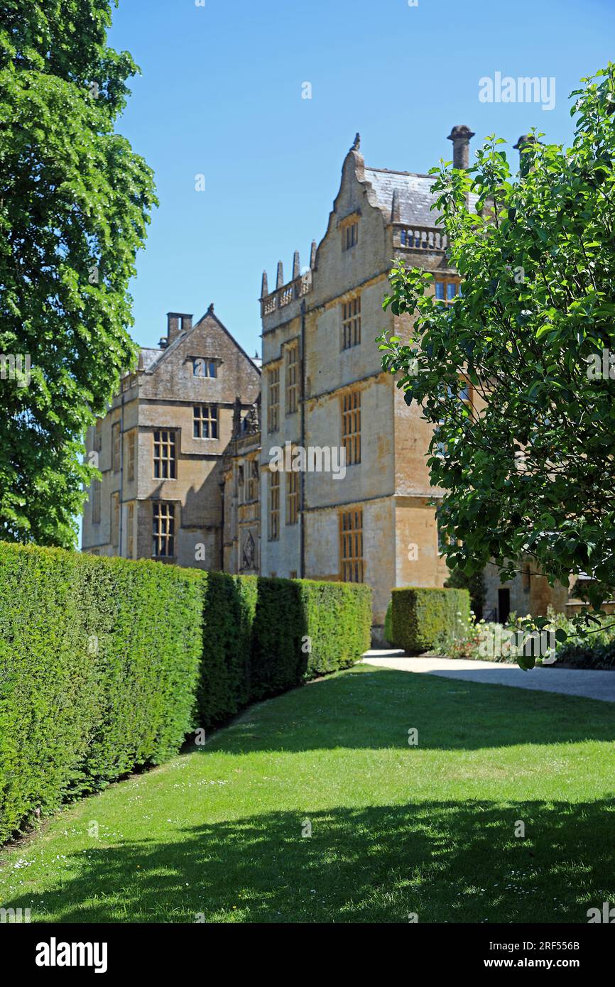 Montacute house hi-res stock photography and images - Alamy