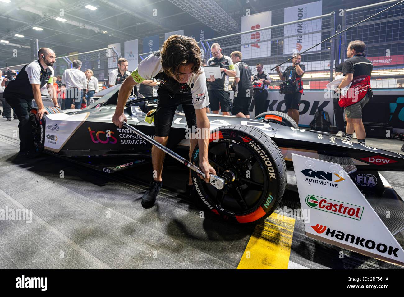 Barge board racing car hi-res stock photography and images - Alamy