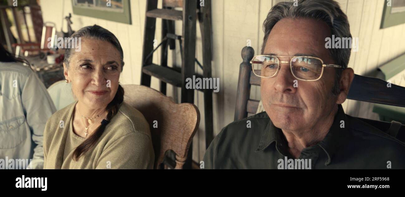 DREAMIN' WILD, from left: Barbara Seering, Beau Bridges, 2022. ph ...