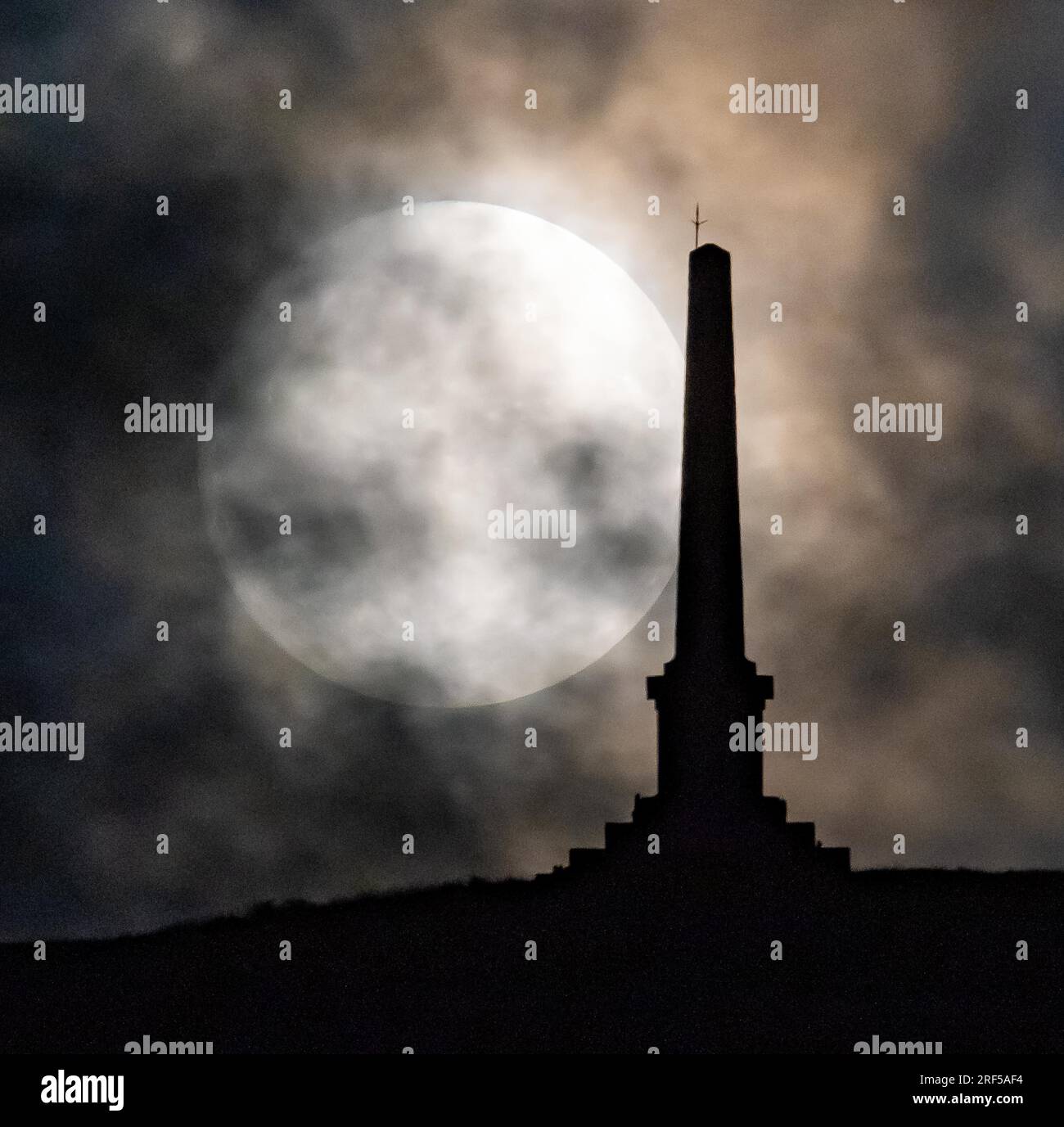 Stoke sub hamdon war memorial hi-res stock photography and images - Alamy