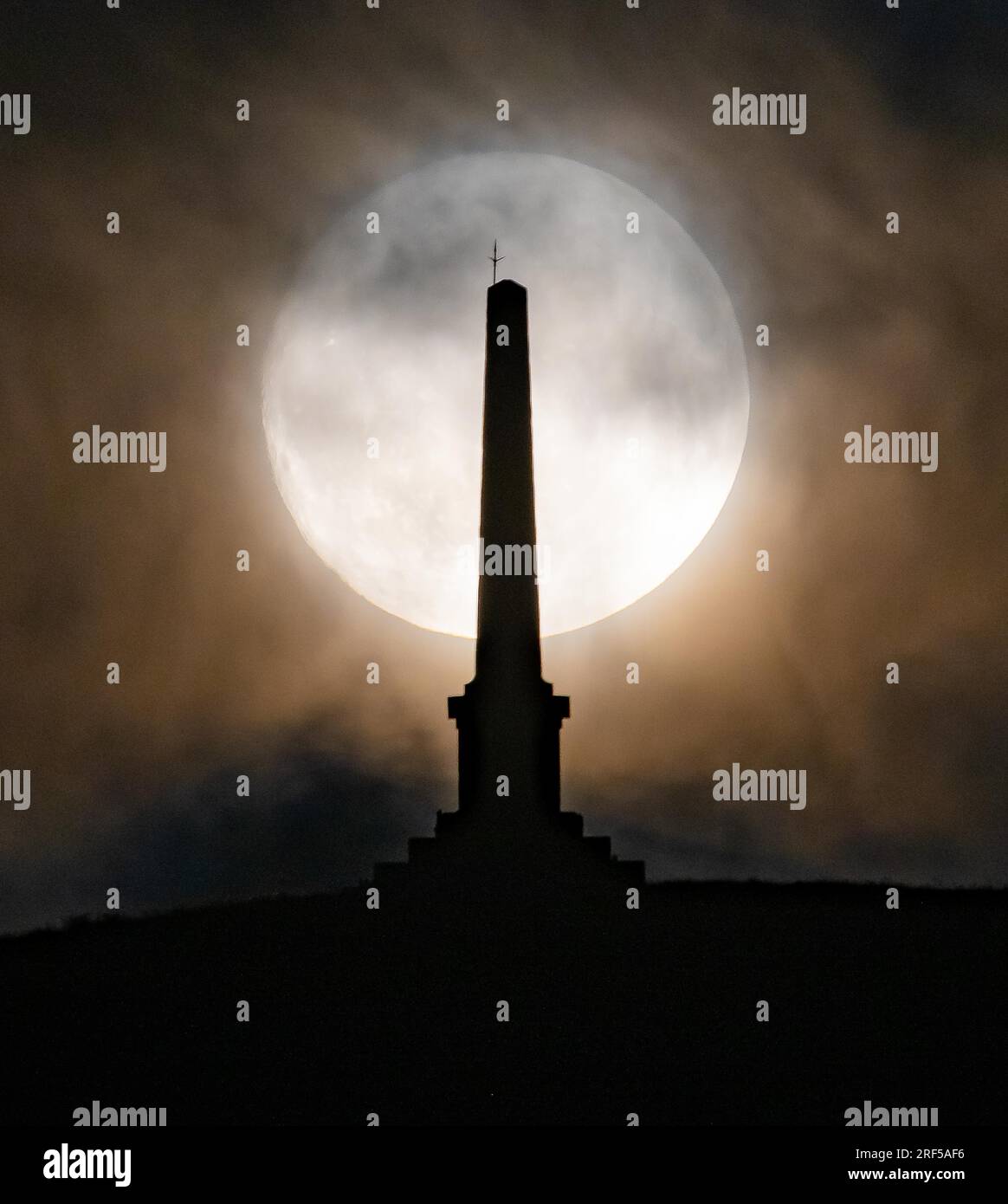 Stoke-sub-Hamdon, Somerset, UK. 31st July 2023. UK Weather. The almost ...