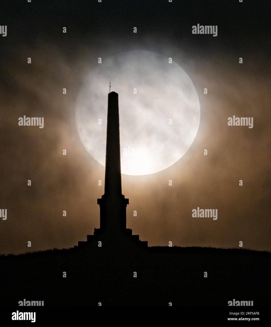 Stoke-sub-Hamdon, Somerset, UK. 31st July 2023. UK Weather. The almost ...