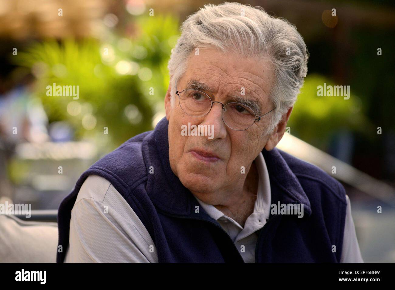 THE LINCOLN LAWYER, Elliott Gould, Obligations', (Season 2, ep. 202 ...