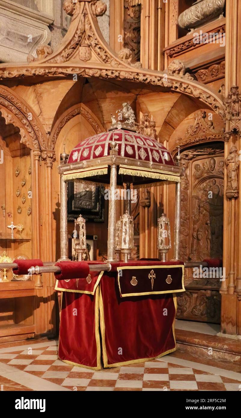 Roman chair hi-res stock photography and images - Alamy