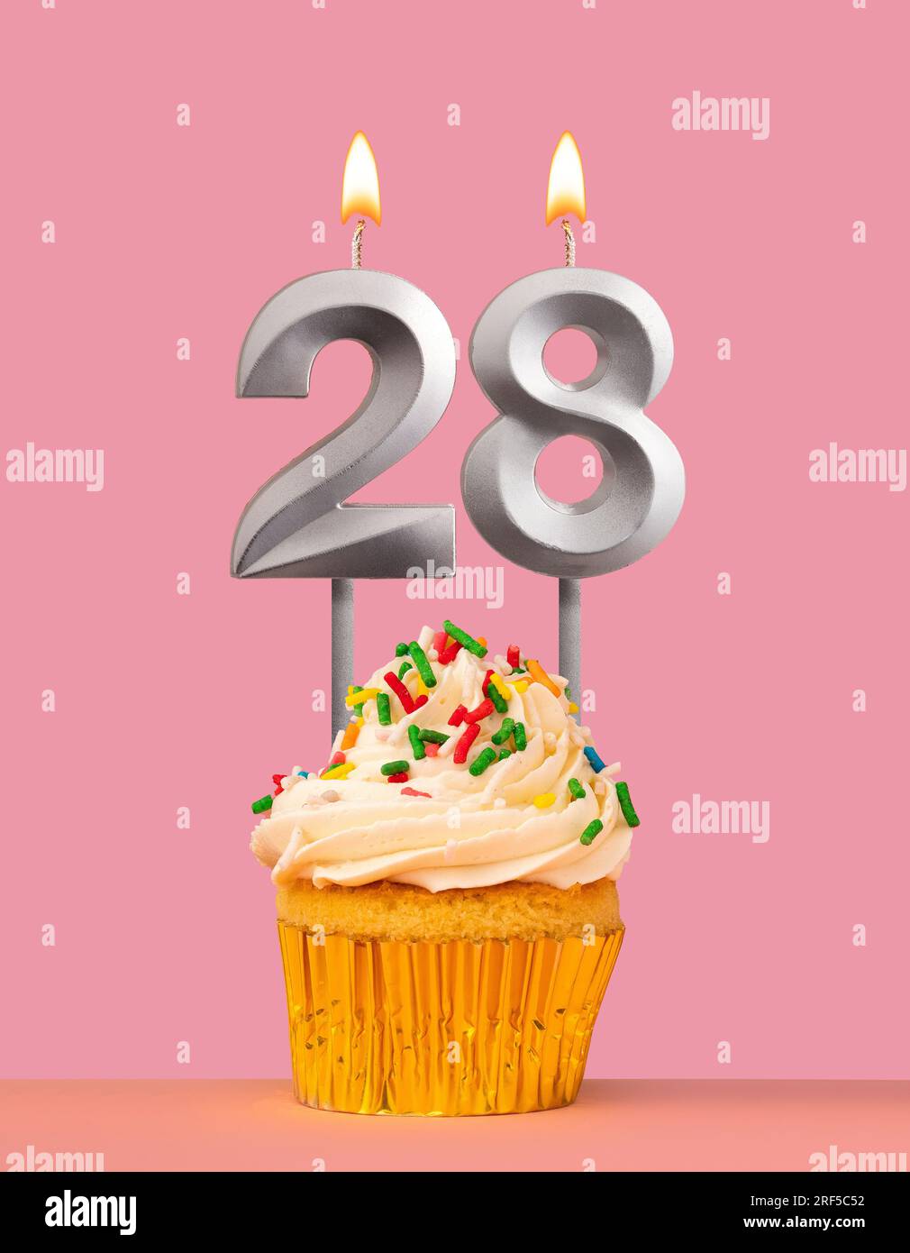 Number 28 candle with cupcake - Birthday card Stock Photo - Alamy
