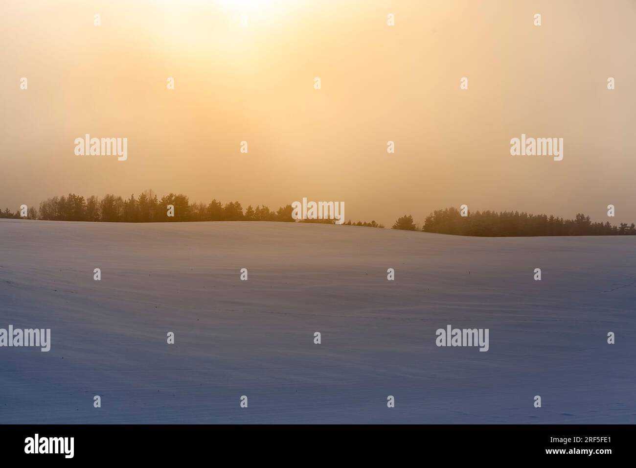 Shades of a colorful snowy sky hi-res stock photography and images - Alamy